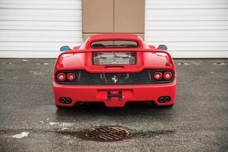 Ferrari F50 stražnji Mike Tyson