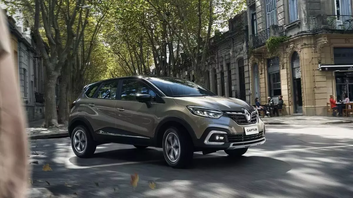 Renault Captur 2021 3