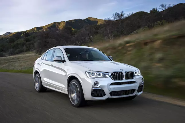 BMW X4 M40i dinamiskais