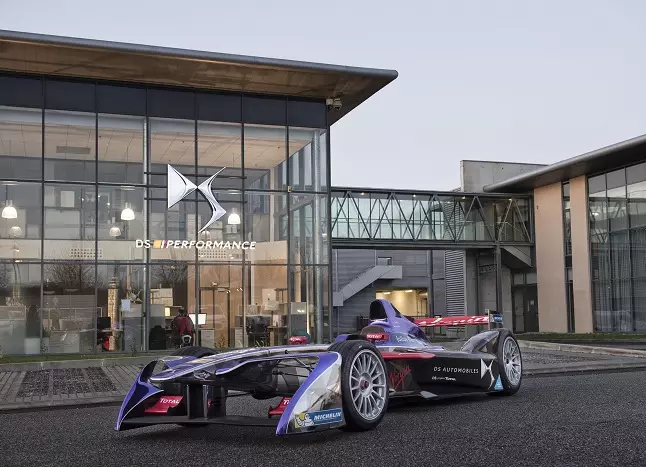 dsv02delequipodsvirginracing