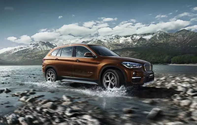 BMW X1L