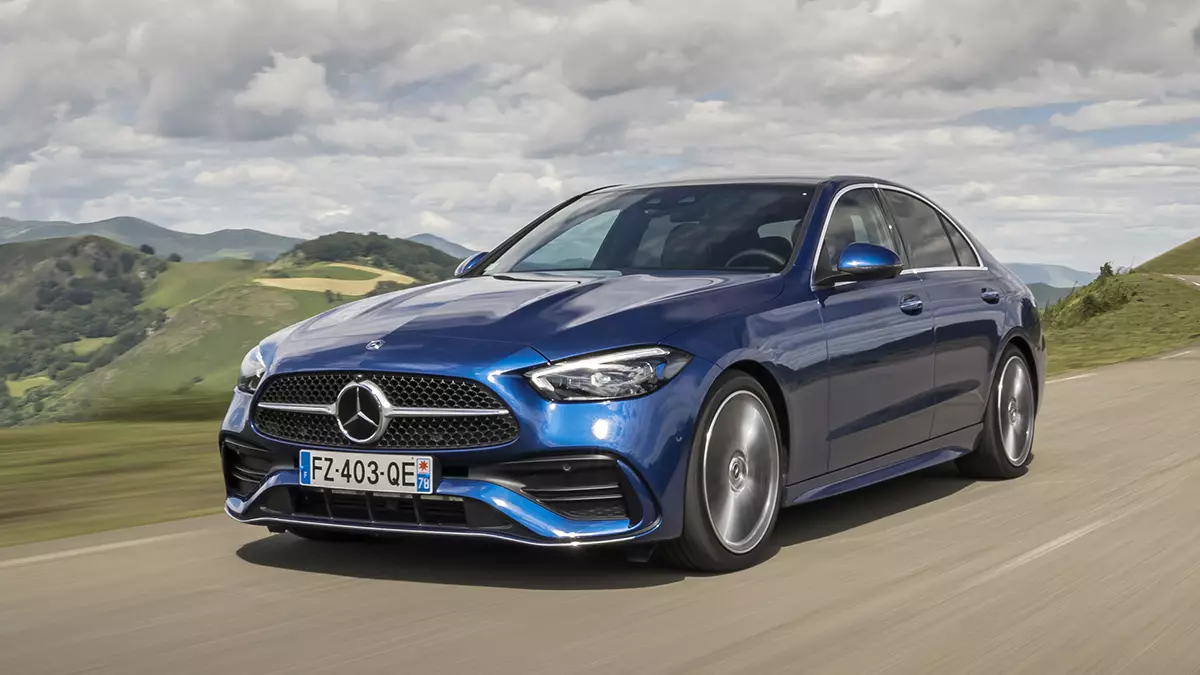 Yeni Mercedes-Benz C 200 d 2021: ən əlçatan dizel İspaniyaya gəldi