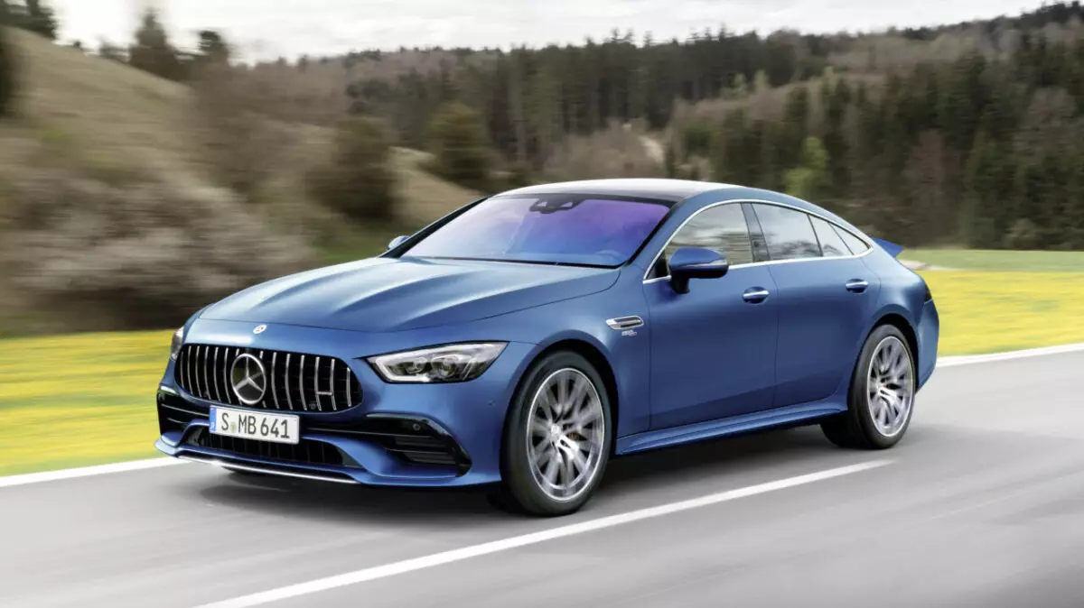 مېرسىدىس- AMG GT 4 ئىشىكلىك Coupé 2021 بۇ يەردە: چوتكىلاش