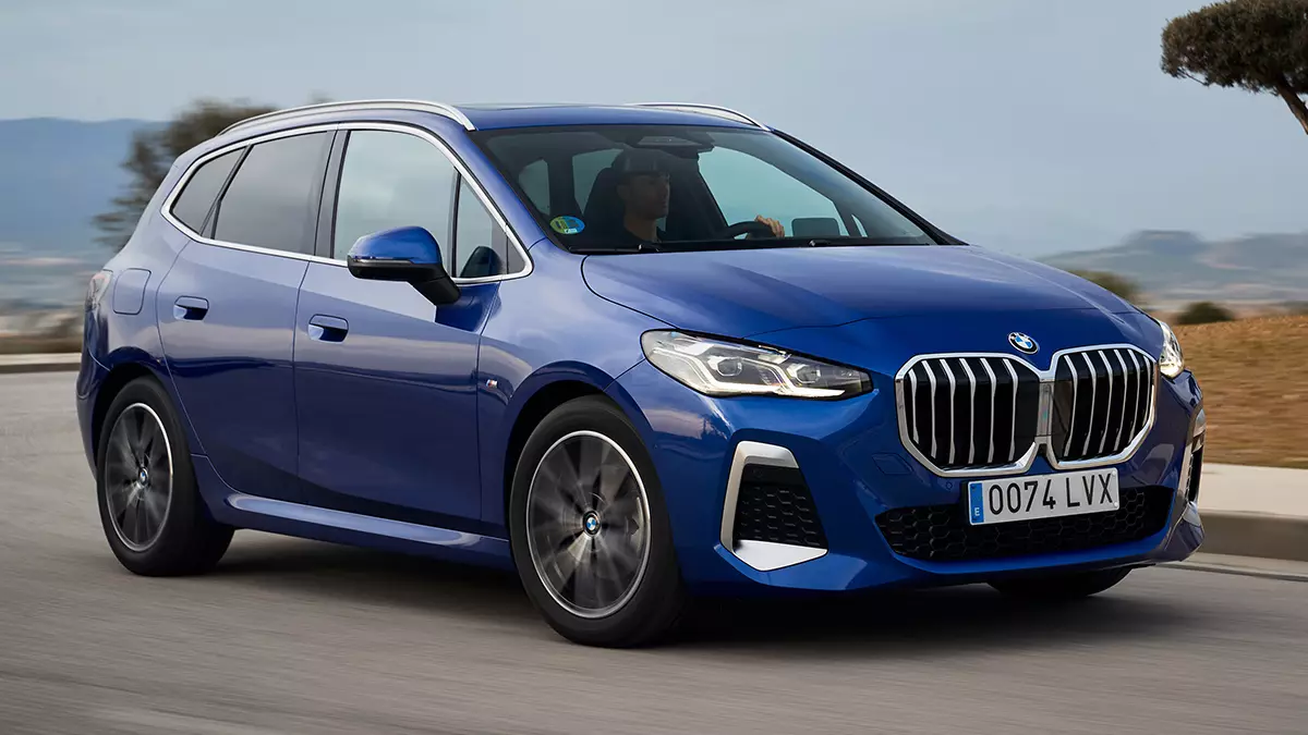 Тэст BMW 2 серыі Active Tourer 2022: зручны і тэхналагічны