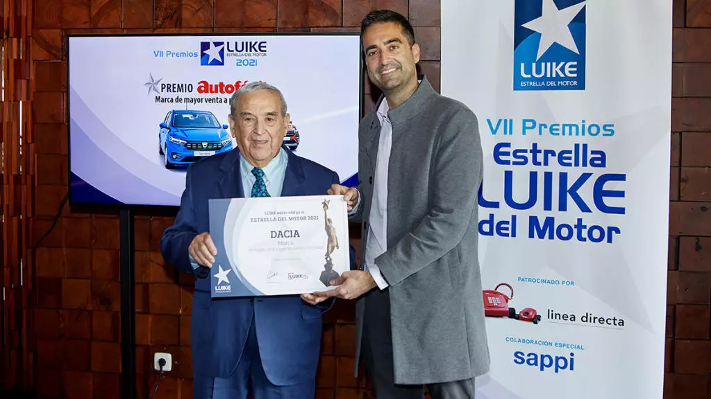 Enrique Hernández Luike Dacia Mükafatı