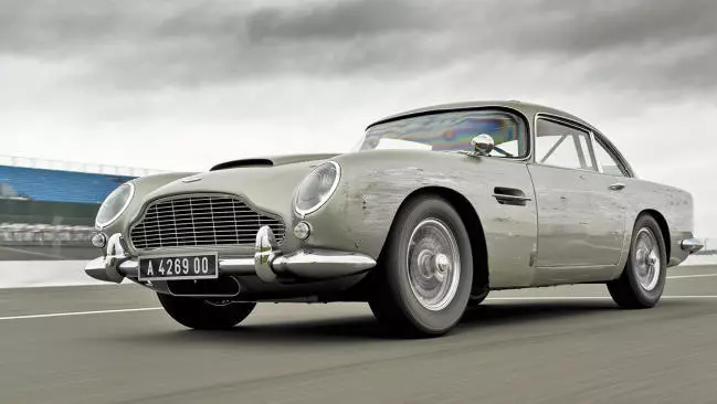 Aston Martin DB5: kwa wataalamu wa James Bond