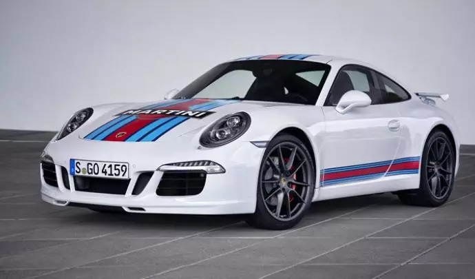 Os Porsche 911 poderán levar de serie as cores Martini Racing