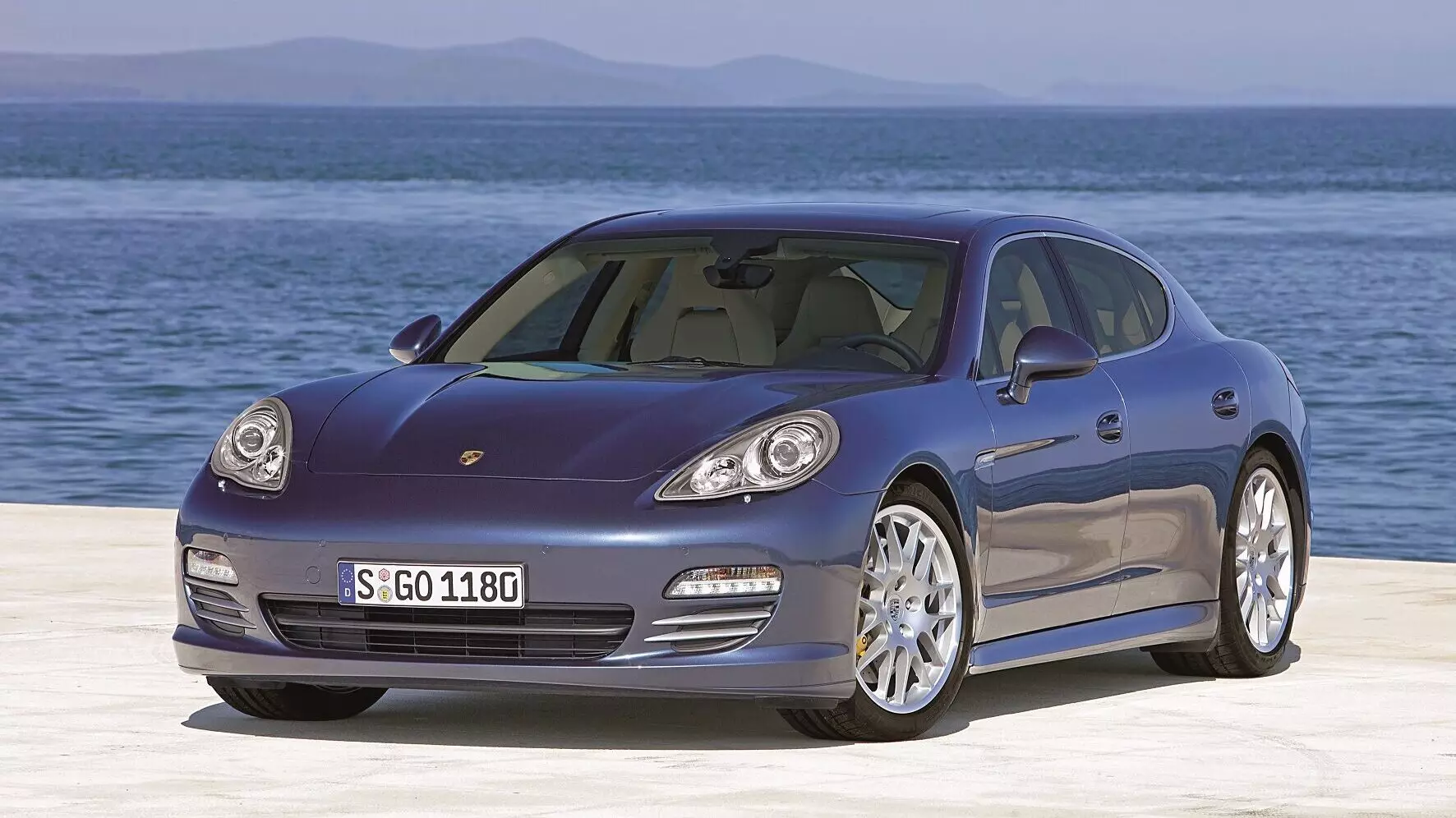 Porsche Panamera (2009-2016): prawf a ddefnyddir