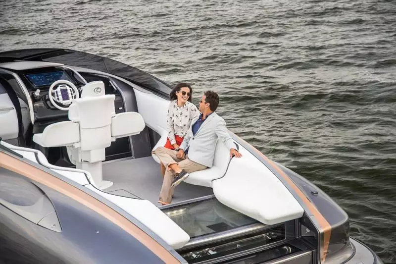 lexus luxury yacht