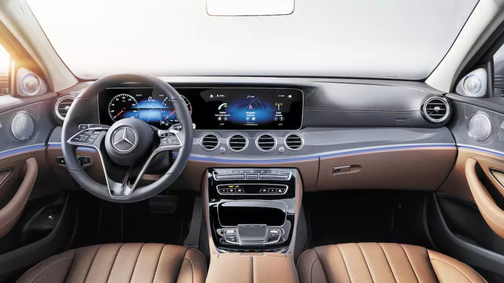 Mercedes E 450 4Matic 2021 dashbord