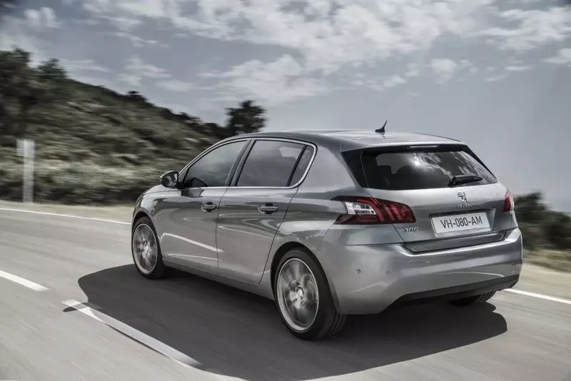 Peugeot 308 2017 ၏ နောက်ဘက်