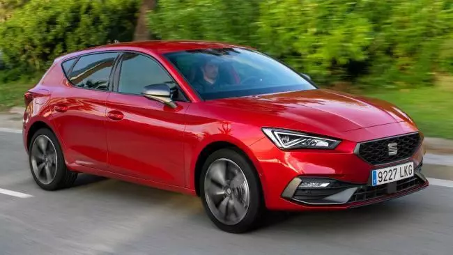 Seat León e-Hybrid 2020 тесты: плагиндагы гибрид Леон кызыкмы?