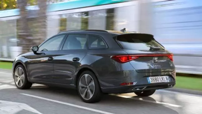 Sary: Seat León Sportourer e-Hybrid 2020