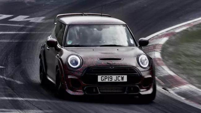 Mini John Cooper Works GP: utolsó simítások a Nürburgringen