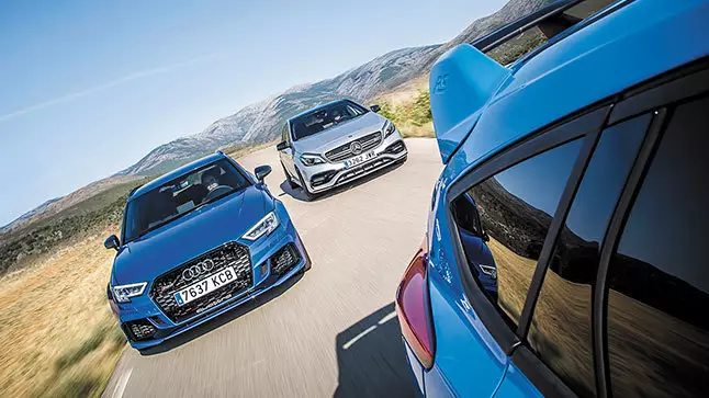 Salīdzinājums: Audi RS 3 vs Ford Focus RS vs Mercedes-AMG A 45