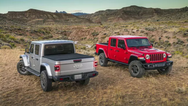 Yeni Jeep Gladyatör 2021: Avrupa için sipariş dönemini açın