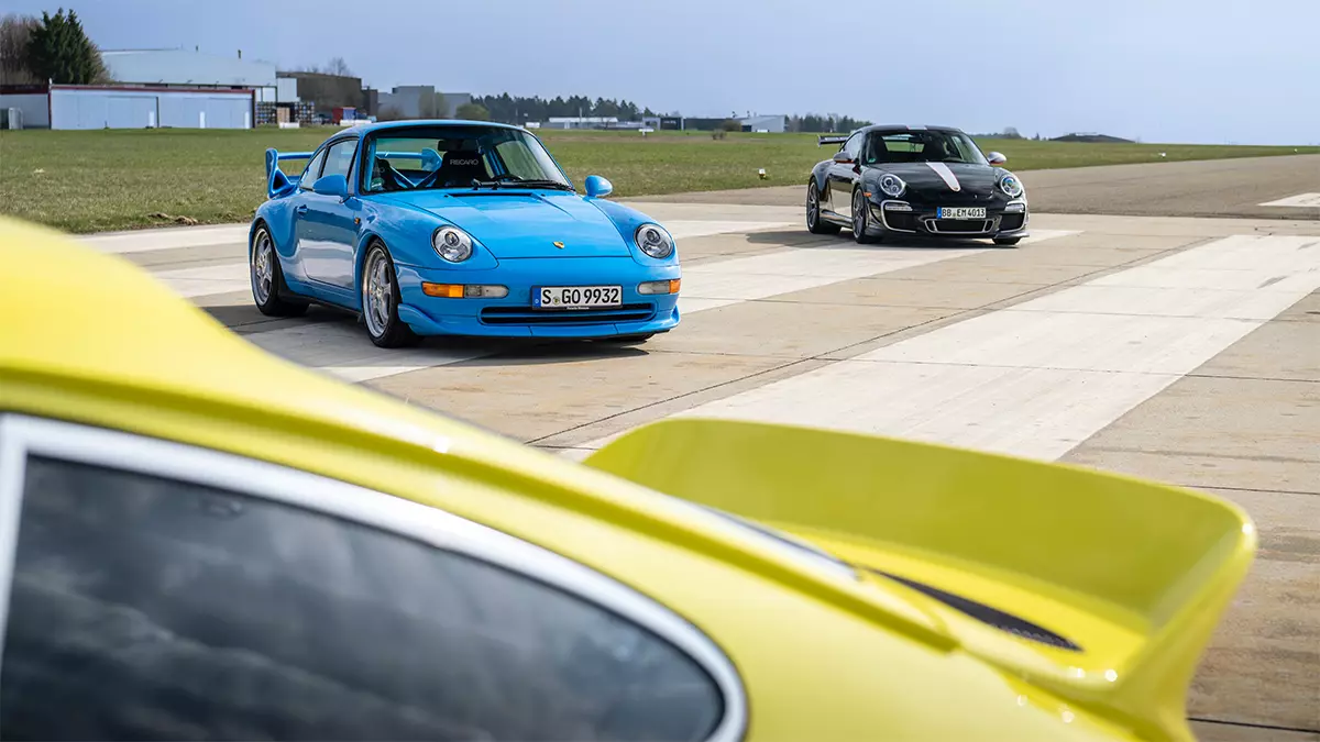 Легендарному Porsche 911 Carrera RS 2.7 исполняется 50 9 лет.