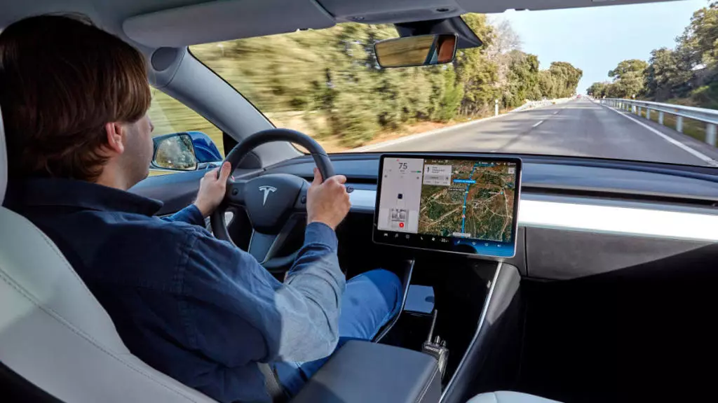 Vorsicht vor diesem Tesla-Ausfall: Sie könnten ein Model 3 mit einem Gerät von 50 Euro stehlen