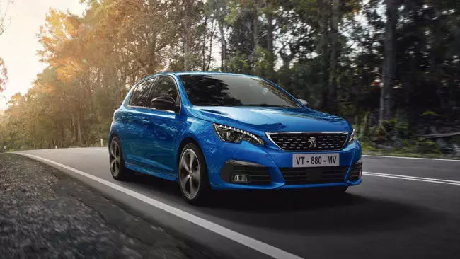 Peugeot 308: 110 hv:n PureTech-bensiinimoottorilla, tarjolla hintaan 150 euroa kuukaudessa