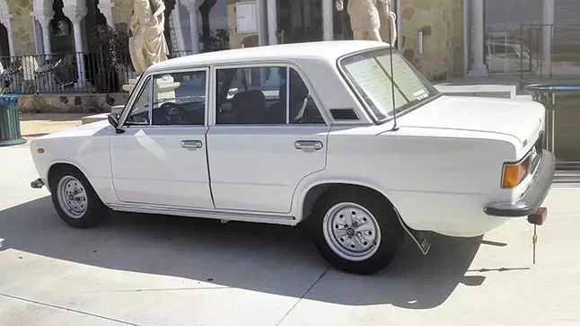 seat12401 1