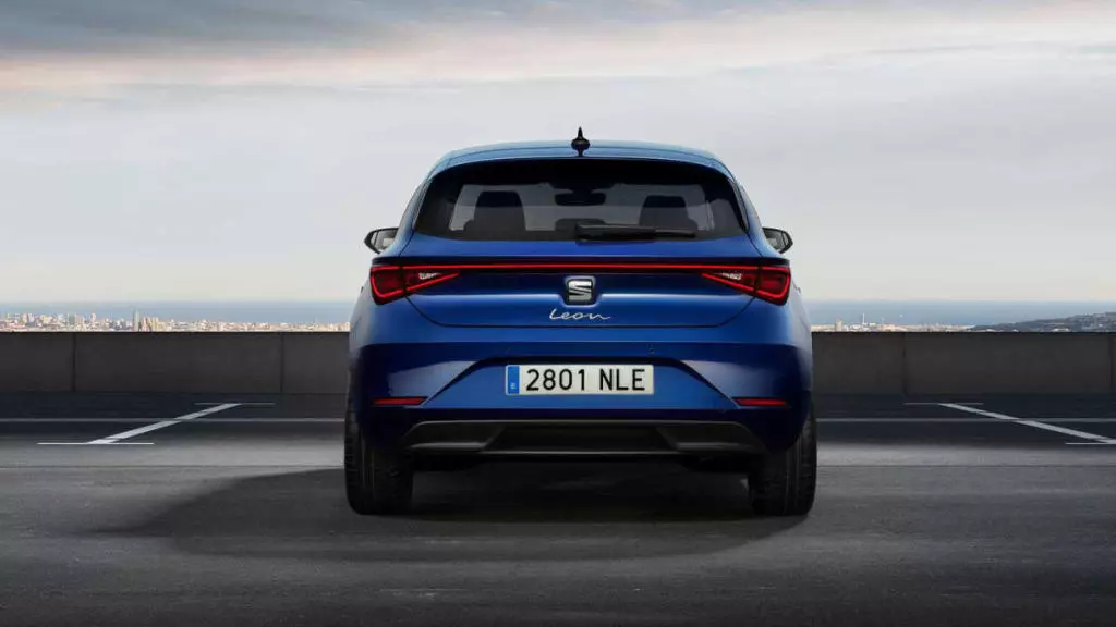 Seat Leon 2020 сіні, выгляд ззаду