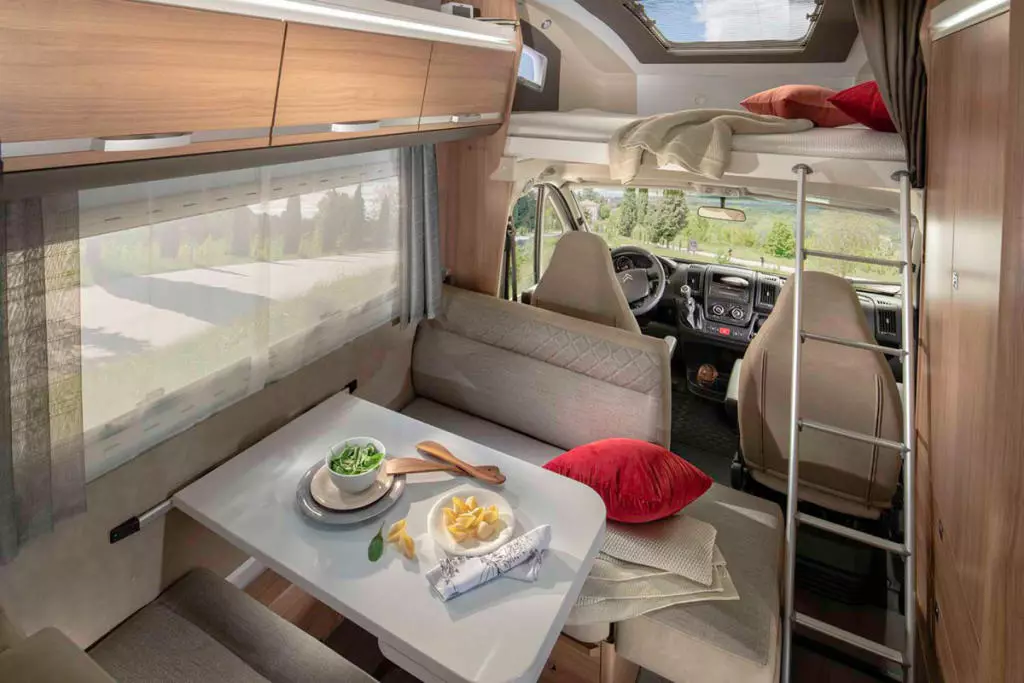 Adria Coral interior 2