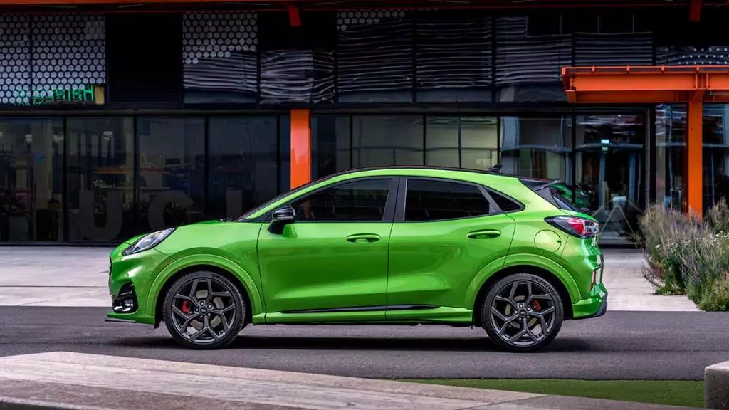 2020 Ford Puma st 06